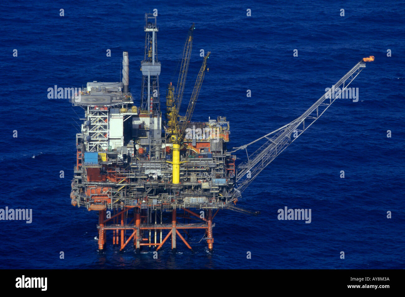 Oil rig north sea aerial High Resolution Stock Photography and Images ...