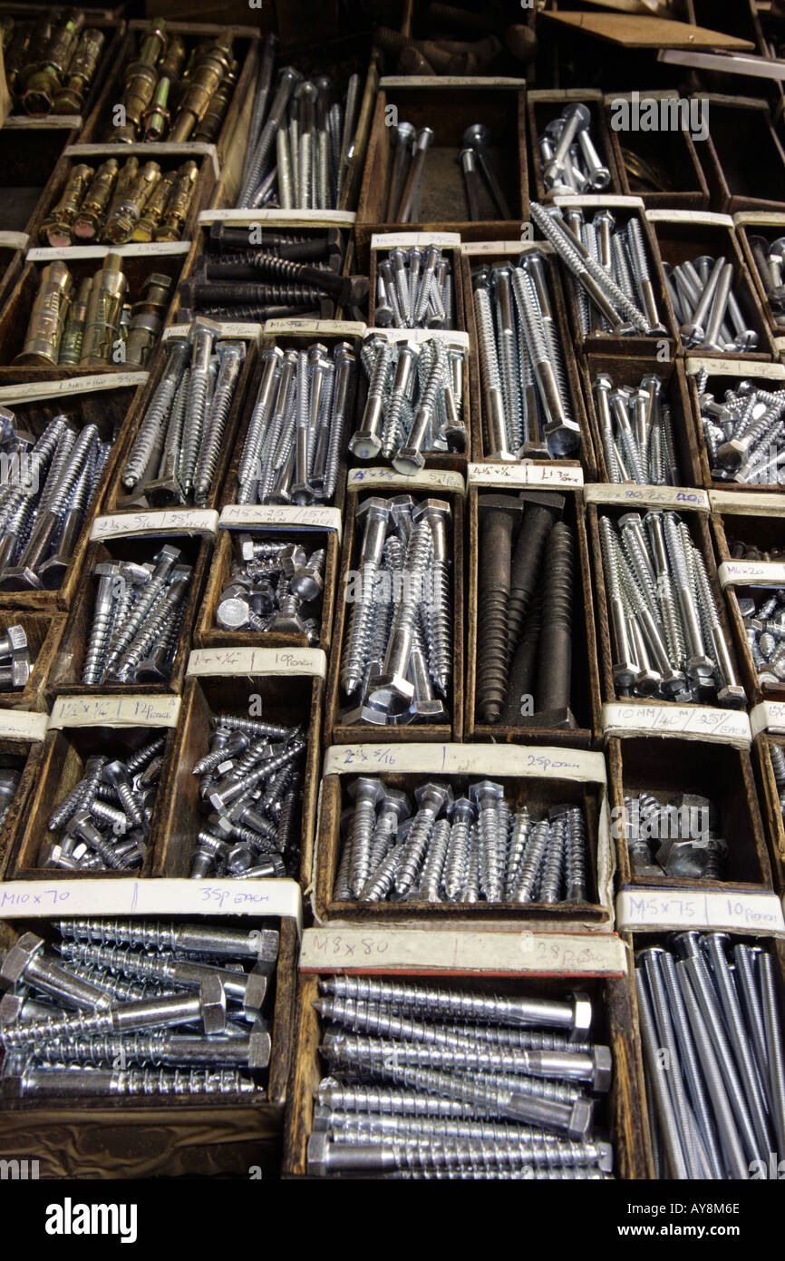 Hardware stainless steel hinges hi-res stock photography and images - Alamy