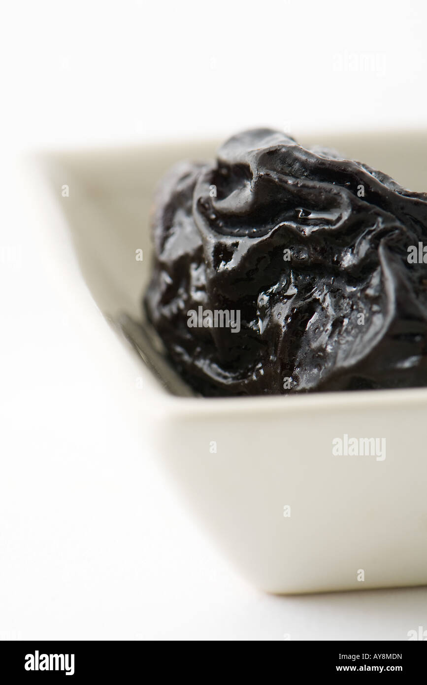 Wrinkled prune hi-res stock photography and images - Alamy