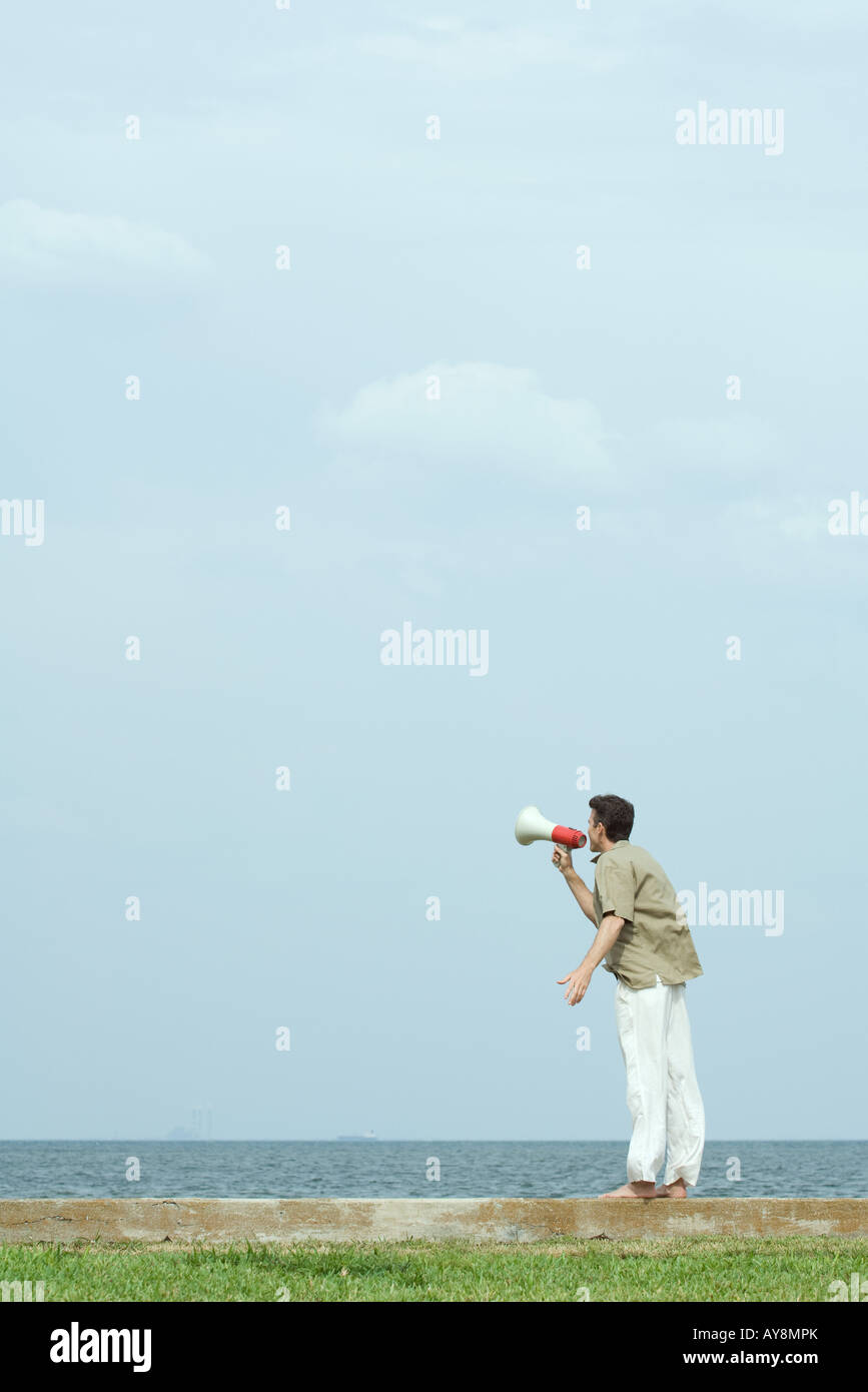 Yells warnings hi-res stock photography and images - Alamy