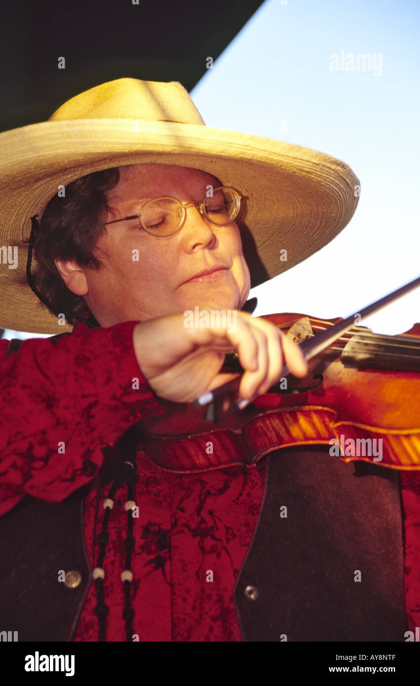 Woman cowgirl mature hi-res stock photography and images - Alamy