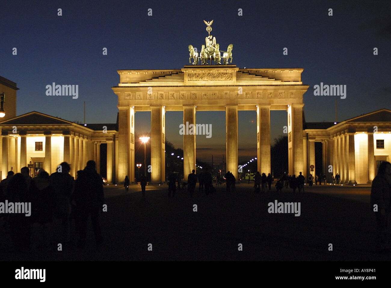 Das Brandenburger Tor Berlin Stock Photo - Alamy