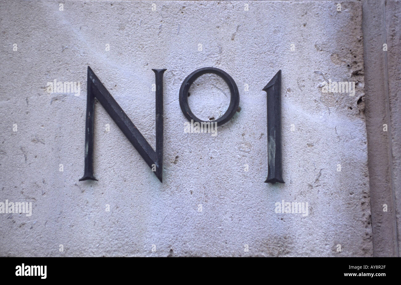 Número eins hi-res stock photography and images - Alamy