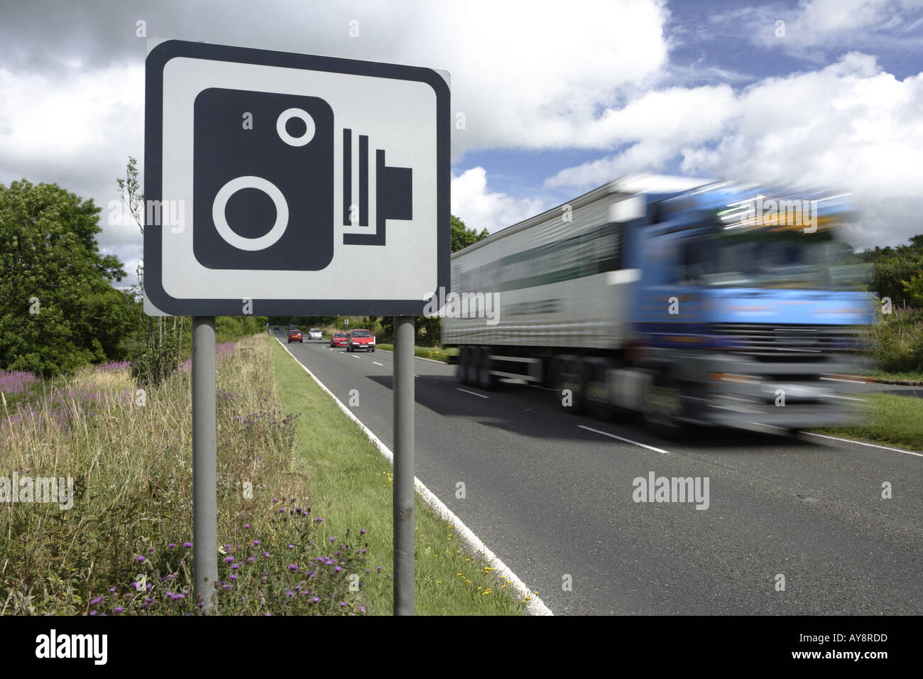 Speed camera sign Stock Photo - Alamy