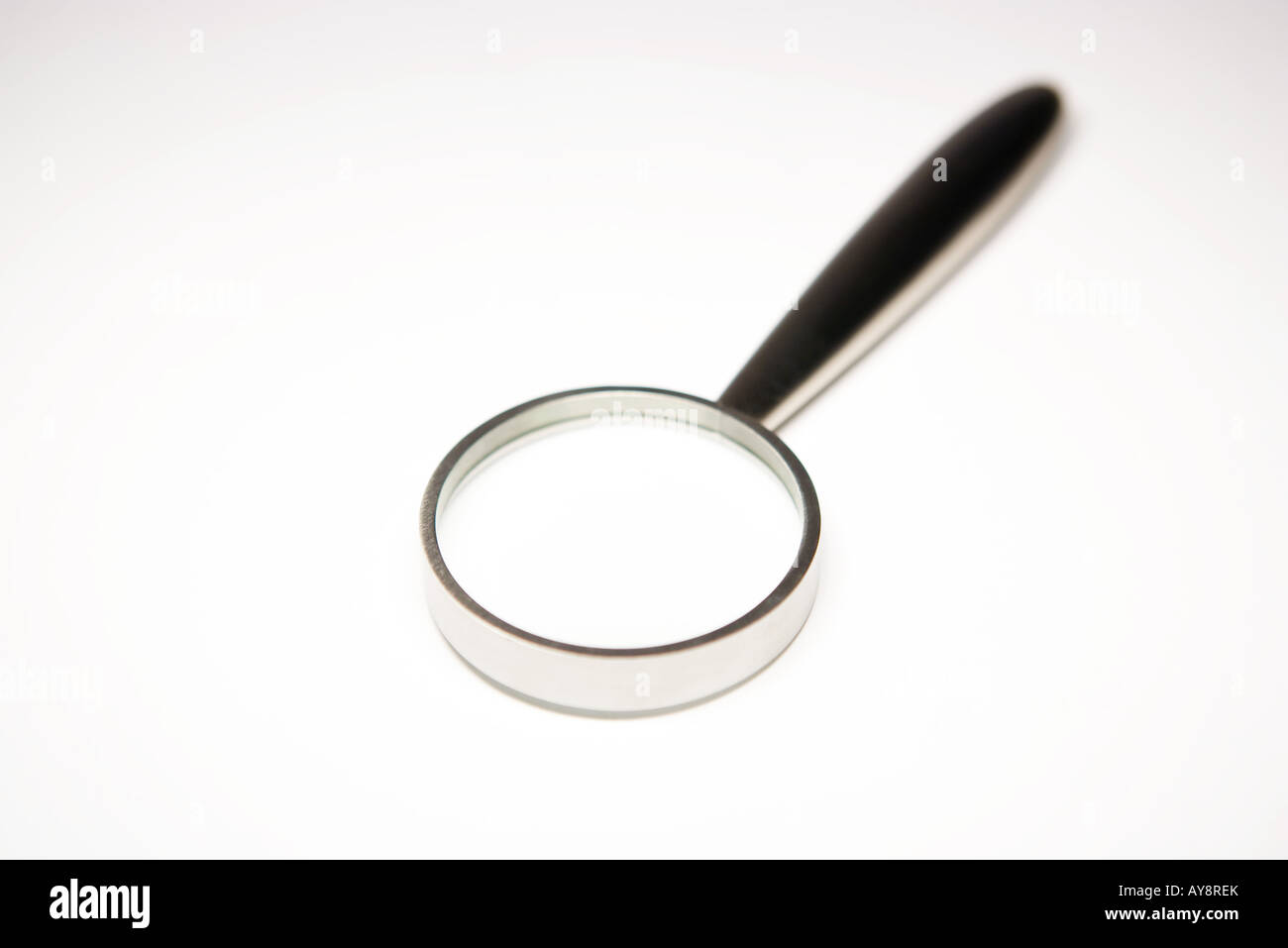 Minimalist magnifying glass hi-res stock photography and images - Alamy