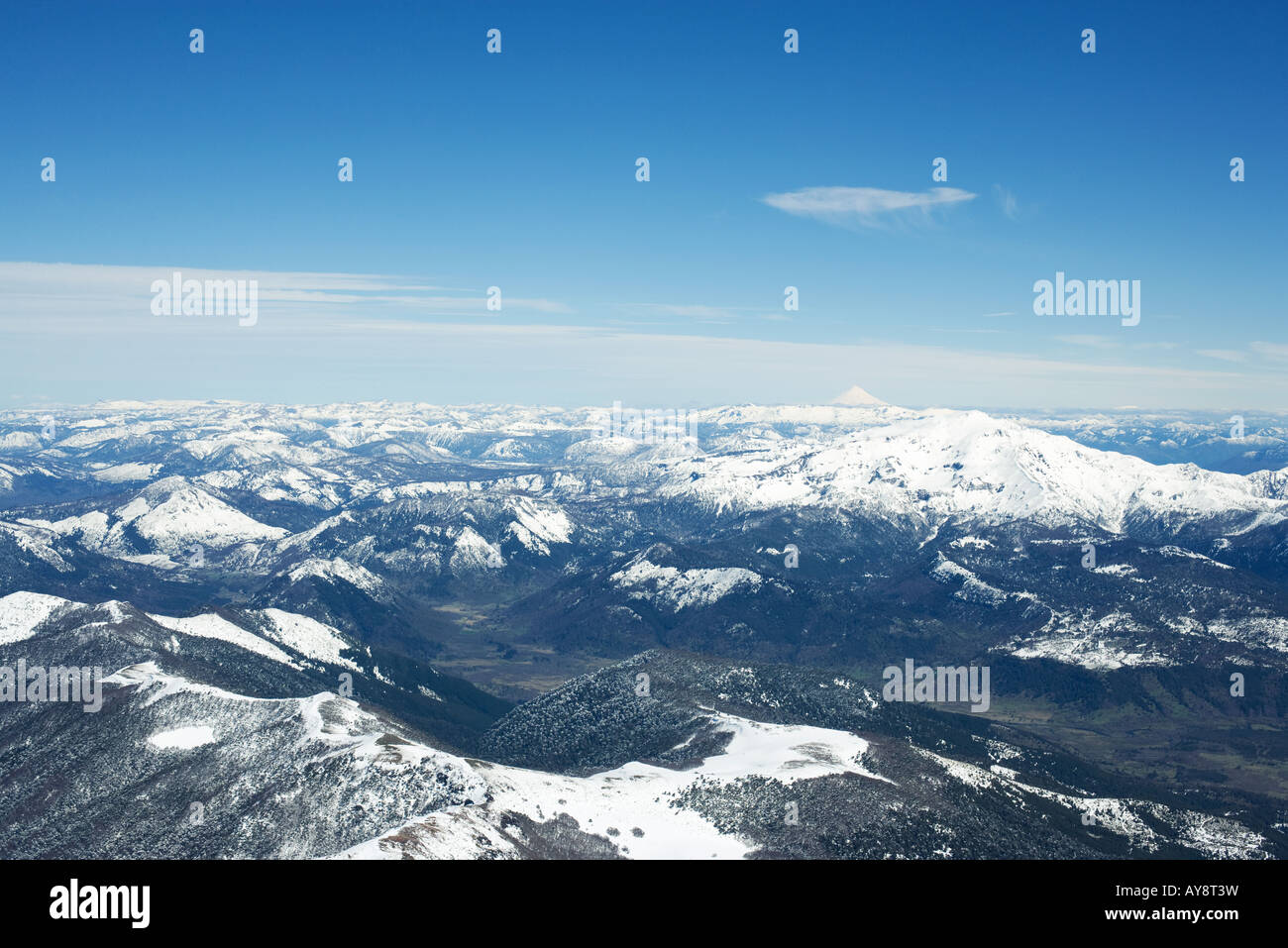 Snow-capped mountain range Stock Photo - Alamy Snow-capped mountain range Stock Photo - Alamy