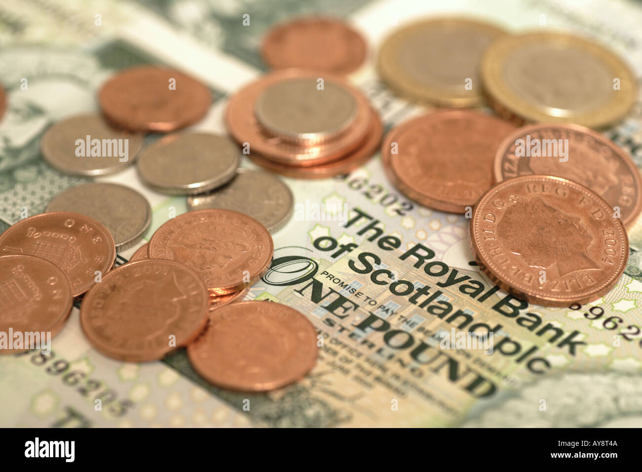 Uk money pile notes scottish hi-res stock photography and images - Alamy