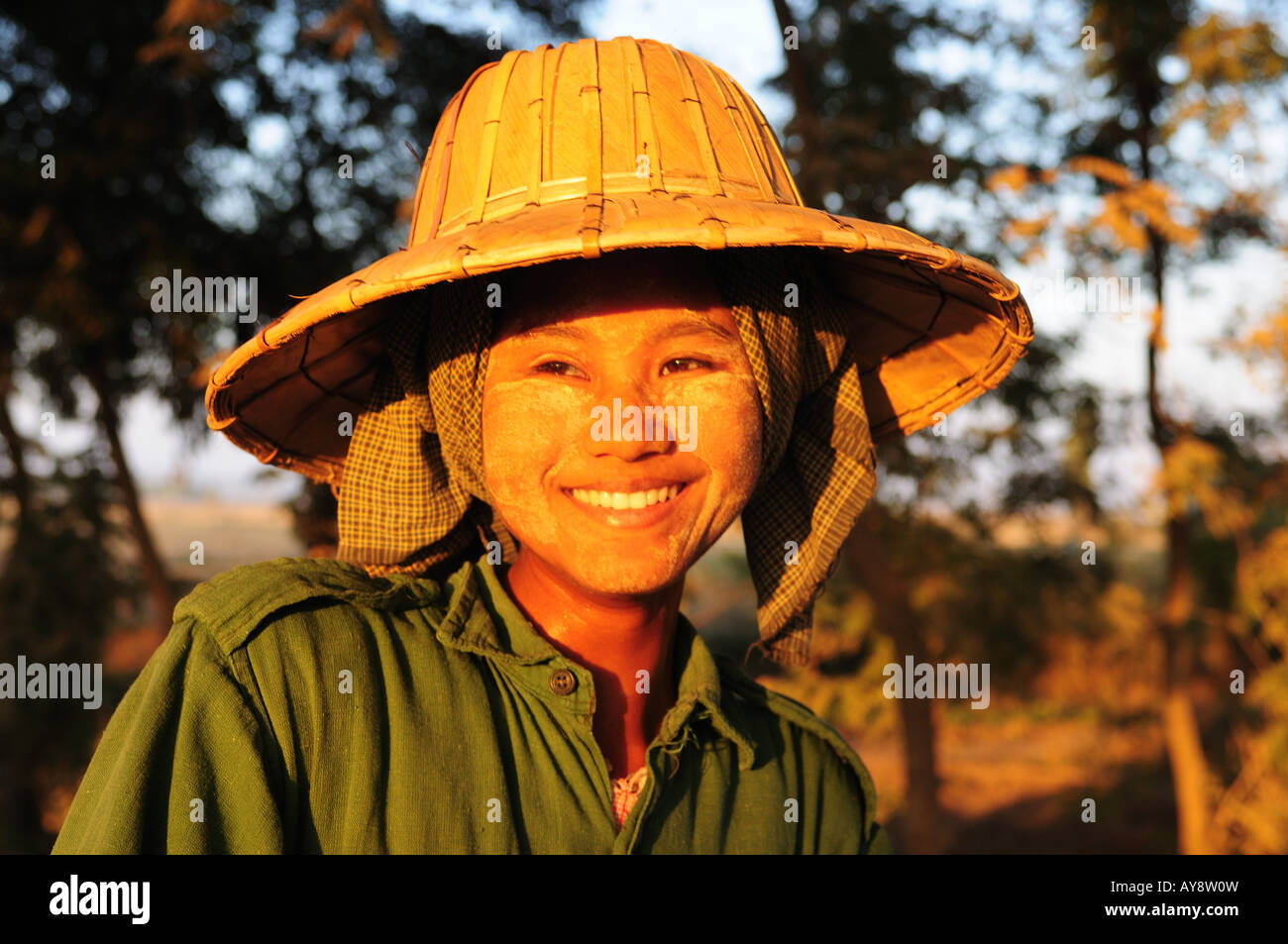 Very friendly looking road worker on a dusty road Pyay Myanmar Stock ...