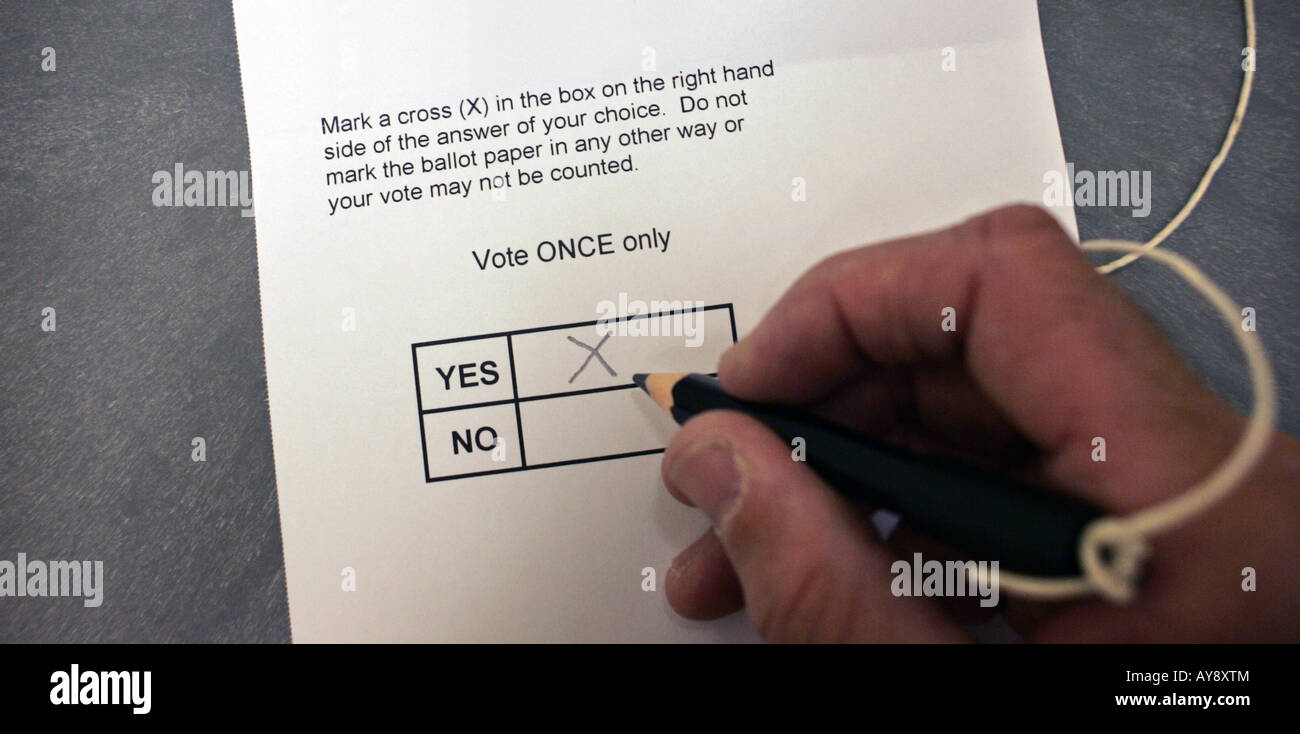 Constituency ballot paper hi-res stock photography and images - Alamy