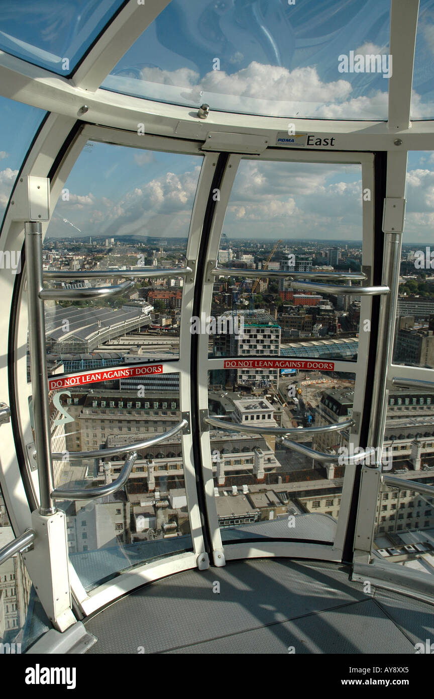 Inside the london eye hi-res stock photography and images - Alamy