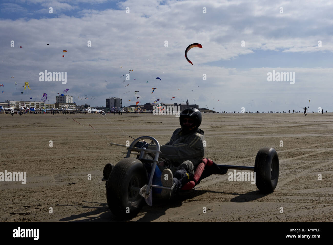 Wind buggy hi-res stock photography and images - Alamy