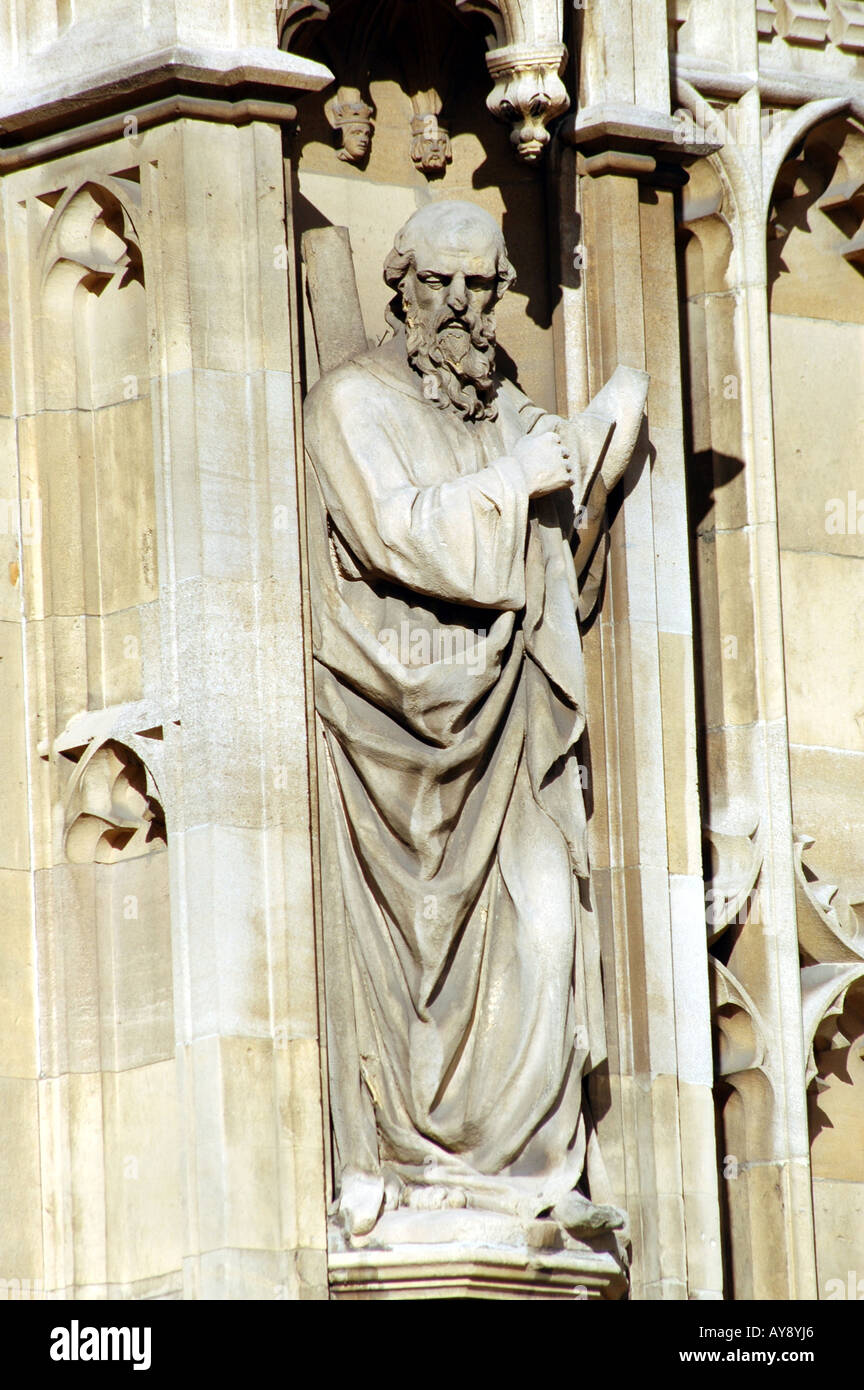 Palace of Westminster close up on stony statue, London, UK Stock Photo ...