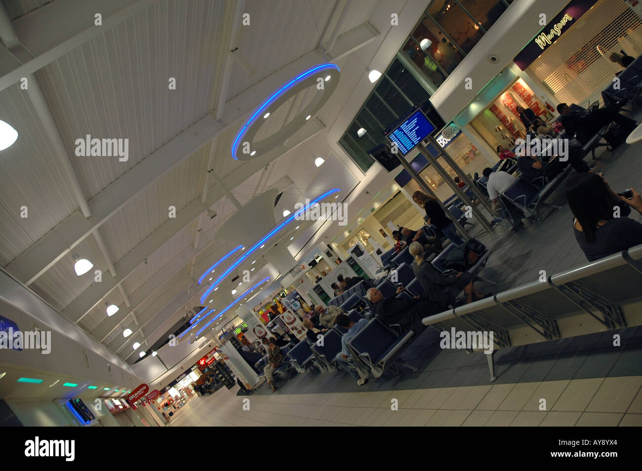 Luton airport departure lounge Stock Photo - Alamy