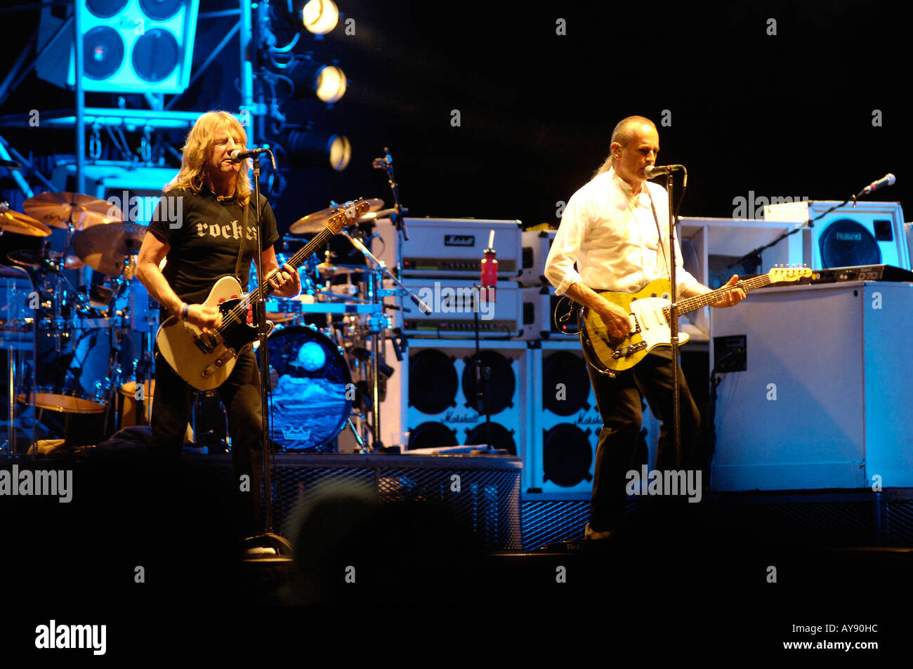 Status quo hi-res stock photography and images - Alamy