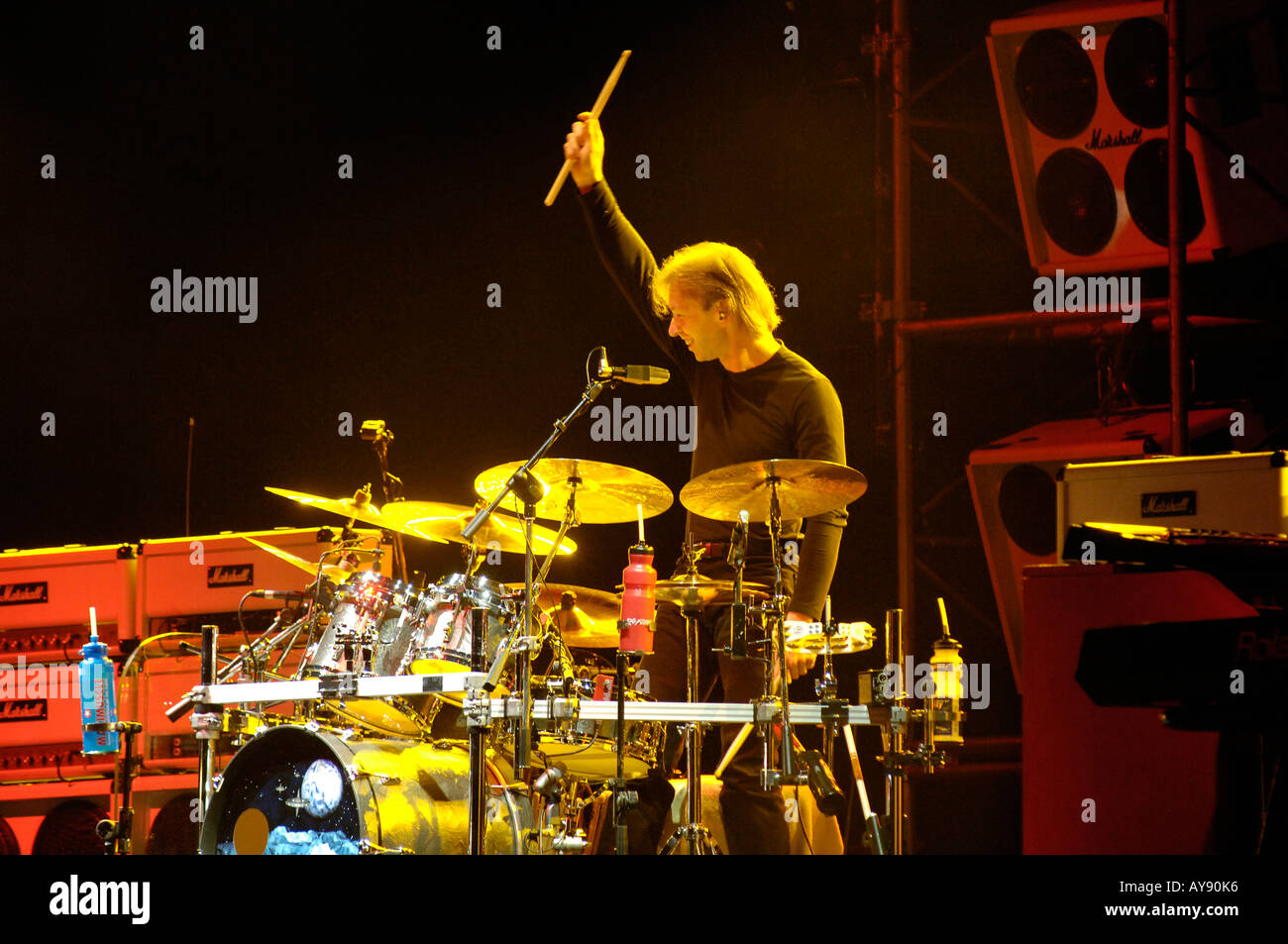 Status Quo gig Stock Photo - Alamy