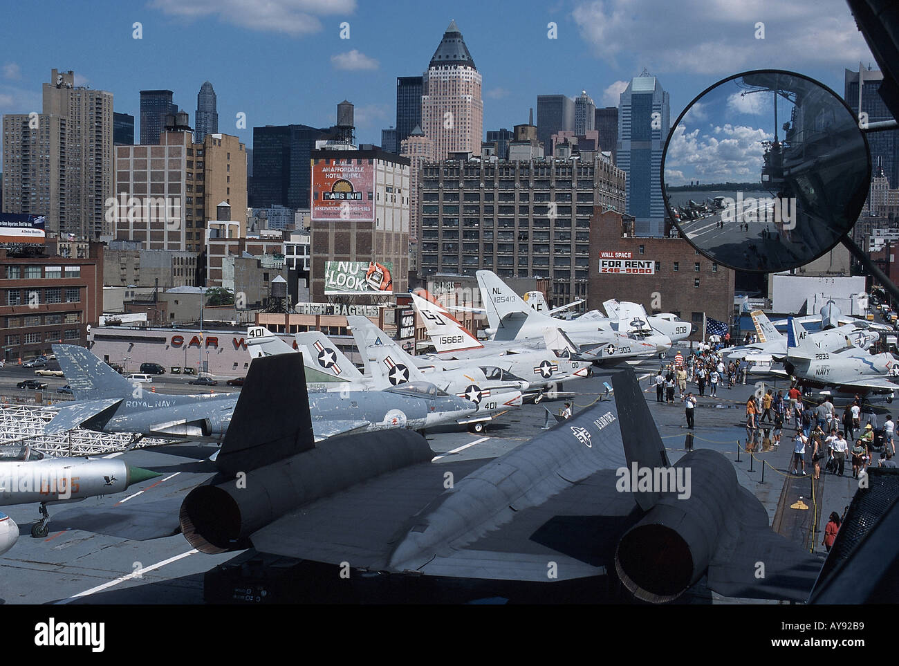 Flight deck uss intrepid aircraft hi-res stock photography and images ...
