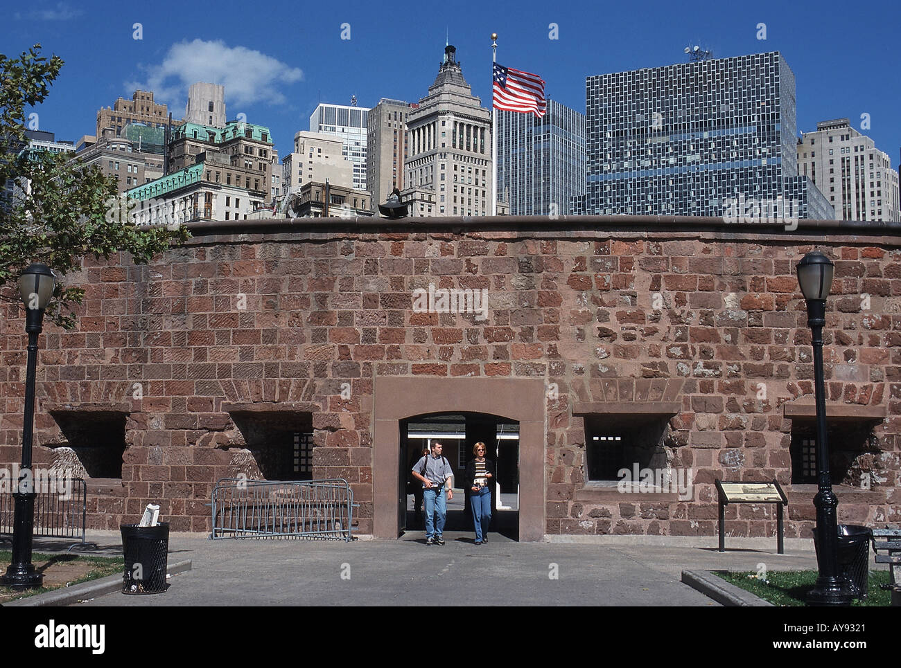Castle clinton national monument hi-res stock photography and images ...