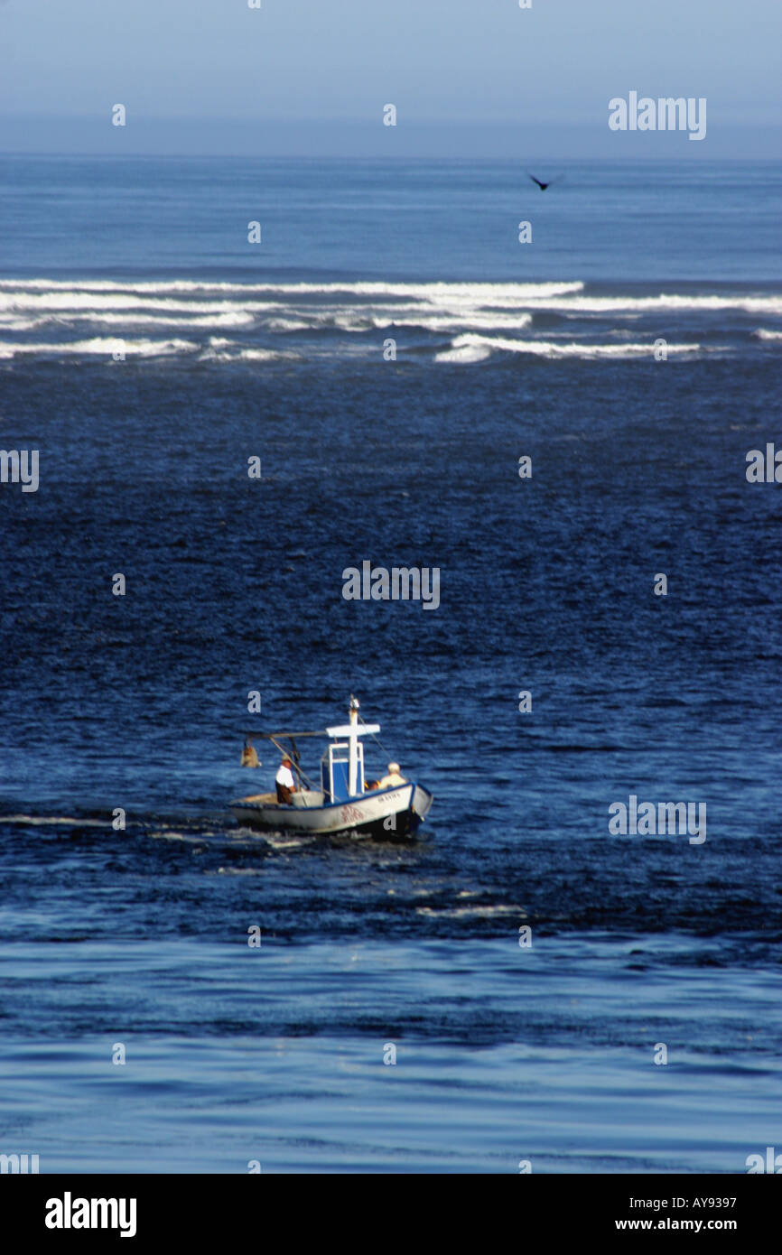 Entering waldport hi-res stock photography and images - Alamy