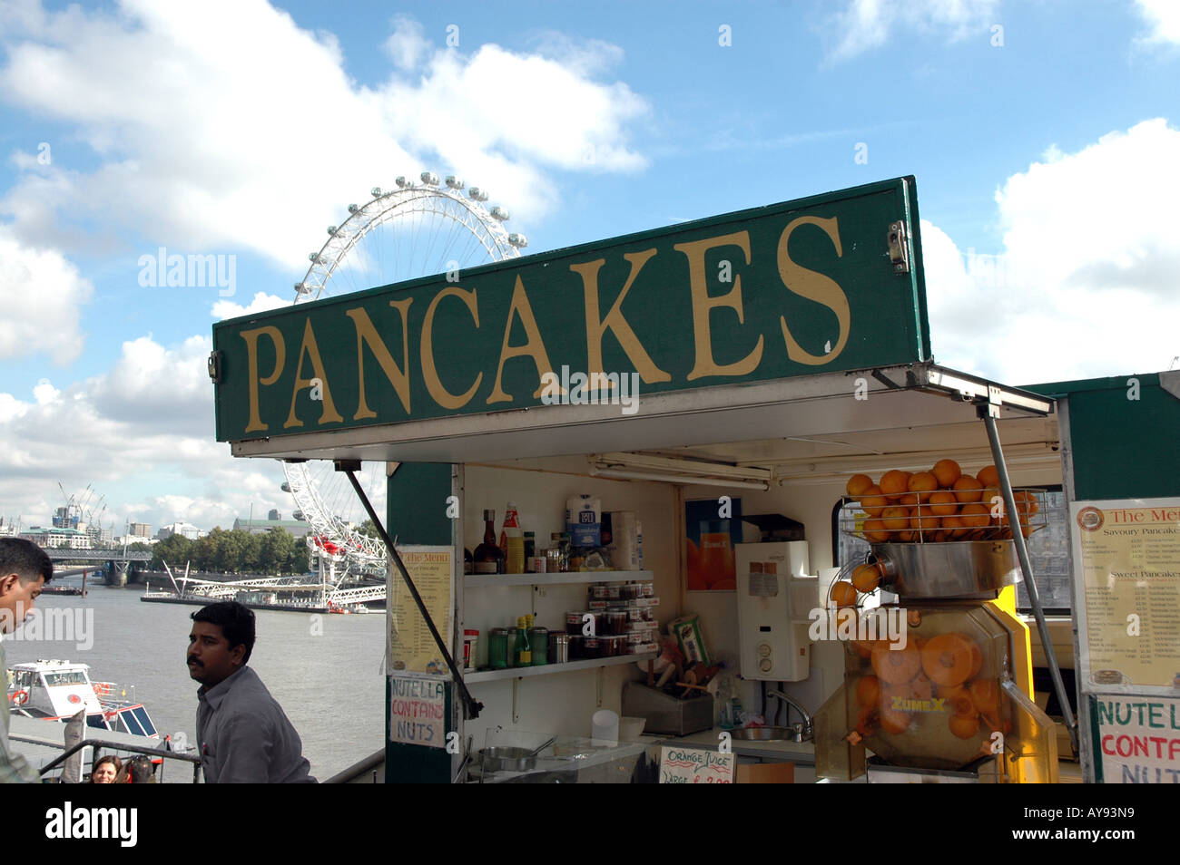 Pancakes salesman hi-res stock photography and images - Alamy