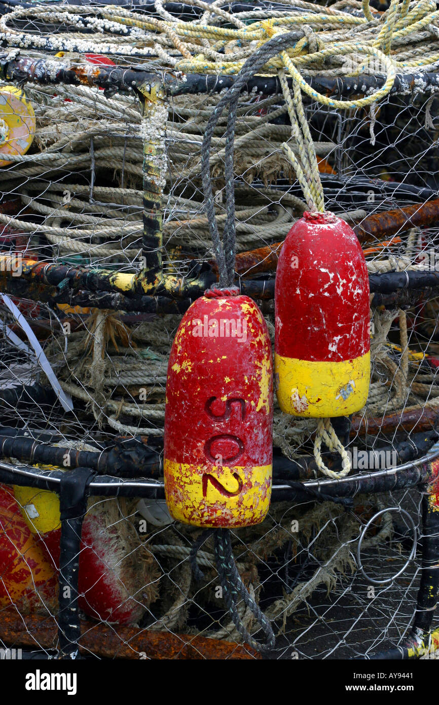 Crabbing pots and lines hi-res stock photography and images - Alamy