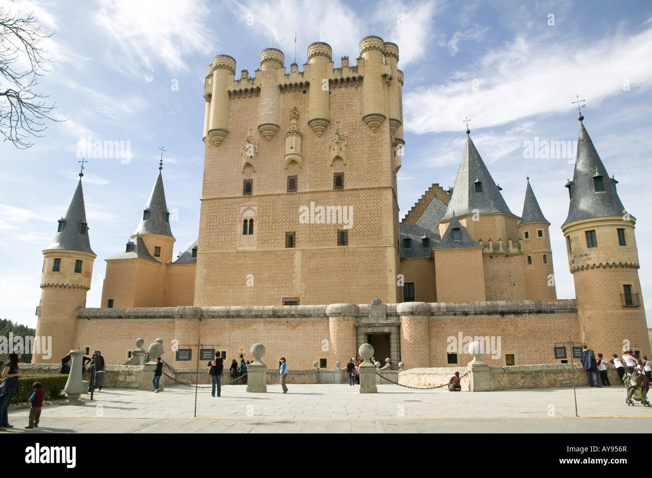 Segovia, Spain,Alcazar, palacio, castle, palace, fort, fortress, towers ...