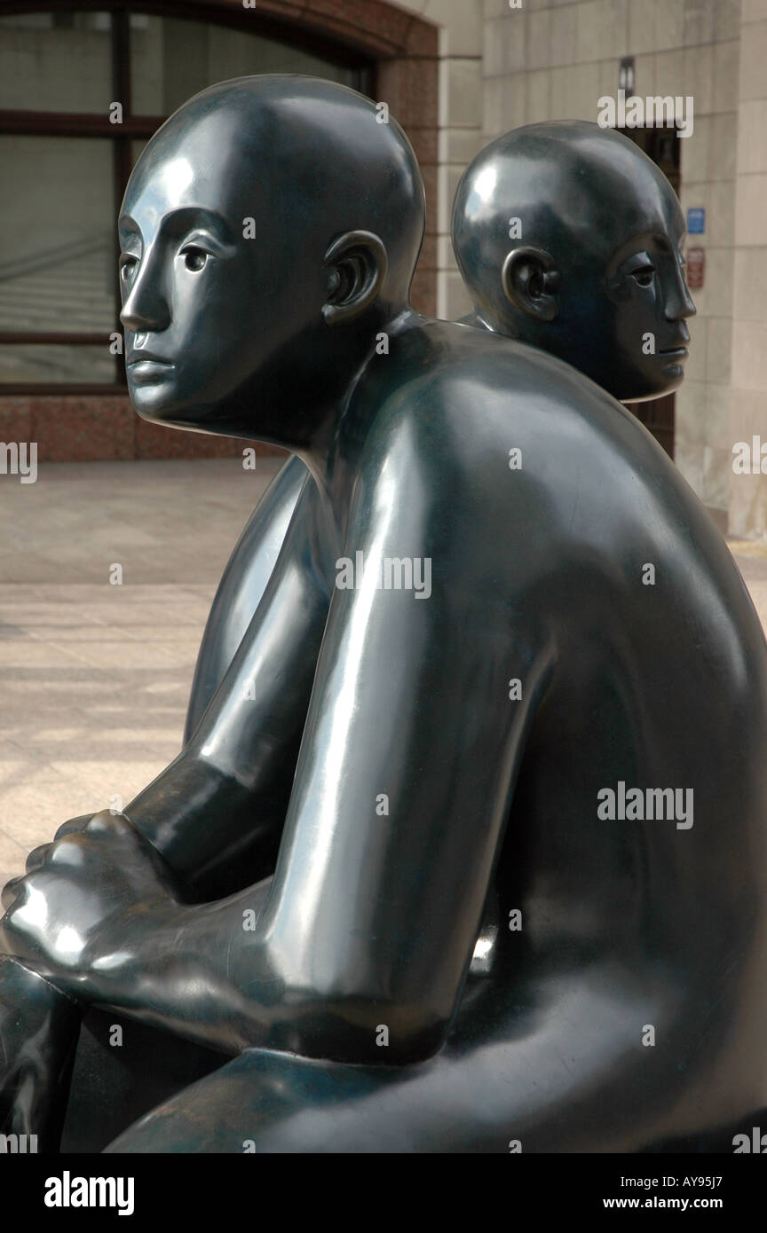 Statues in Canary Wharf Docklands in London Stock Photo - Alamy