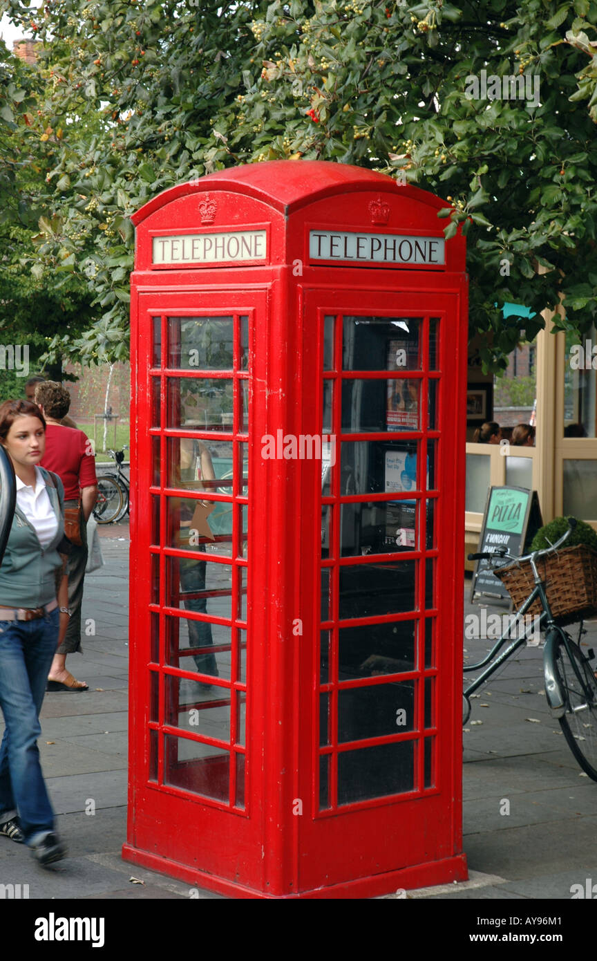 Vintage telephonebox hi-res stock photography and images - Alamy