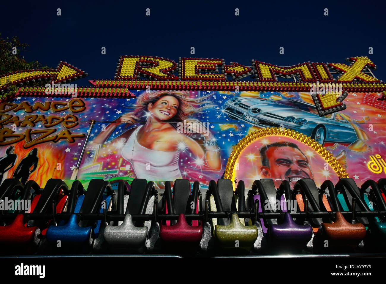 Fairground ride at the annual Mop fair in Warwick town centre ...