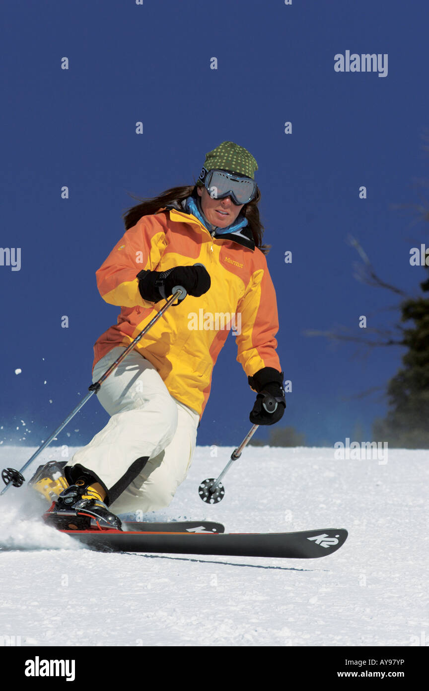 Lady skiing hi-res stock photography and images - Alamy