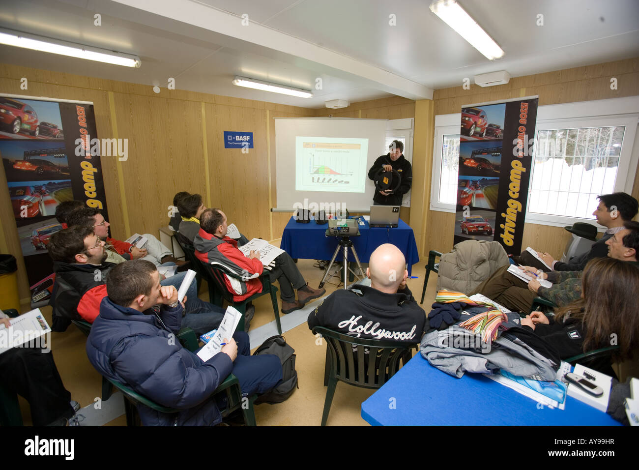 Ice driving class hi-res stock photography and images - Alamy