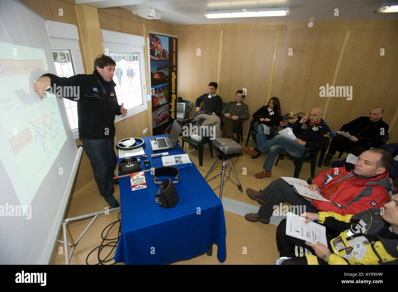 Ice driving class hi-res stock photography and images - Alamy