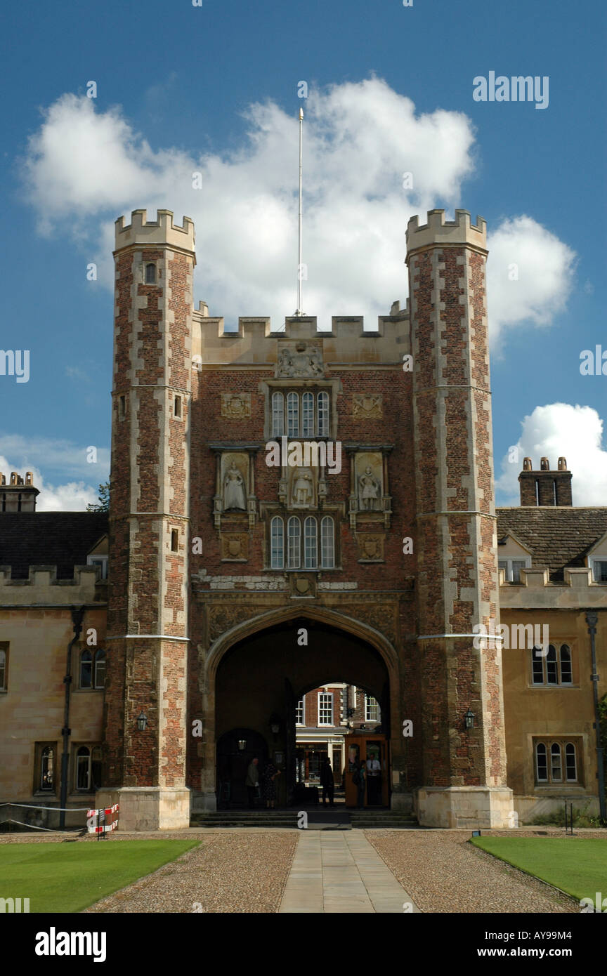 Great Gate of Trinity College in Cambridge, UK Stock Photo - Alamy