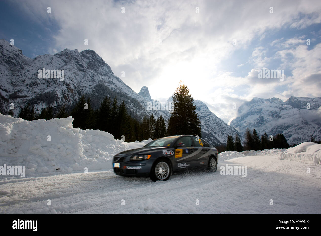Volvo t5 silver hi-res stock photography and images - Alamy