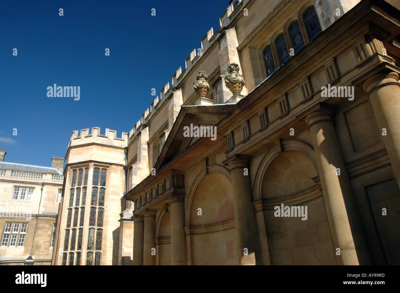 Dining hall trinity college hi-res stock photography and images - Alamy