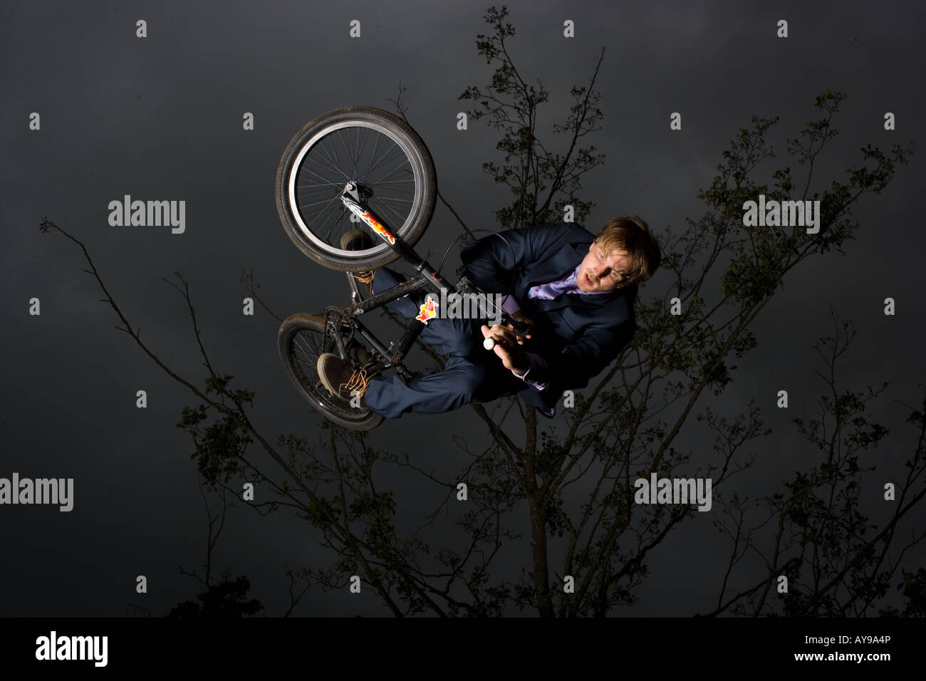 Bmx in action hi-res stock photography and images - Alamy