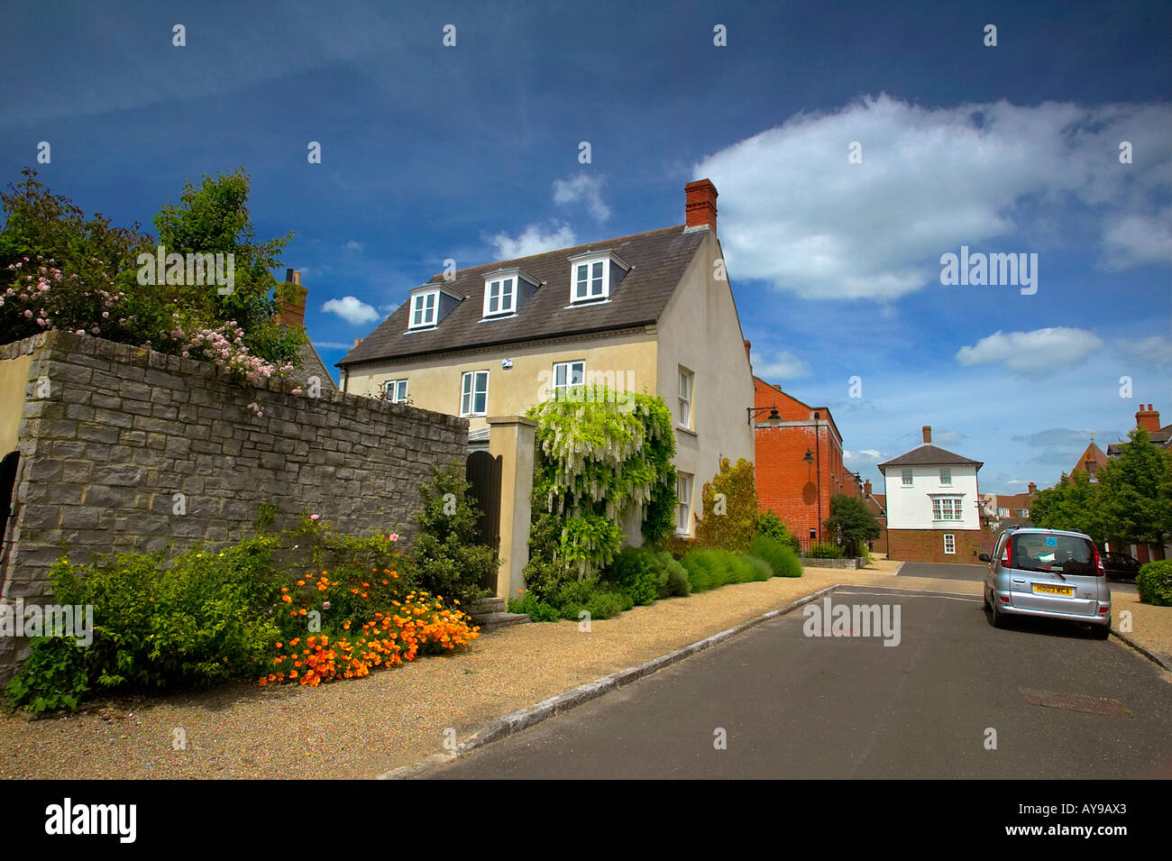 Poundbury architecture hi-res stock photography and images - Alamy