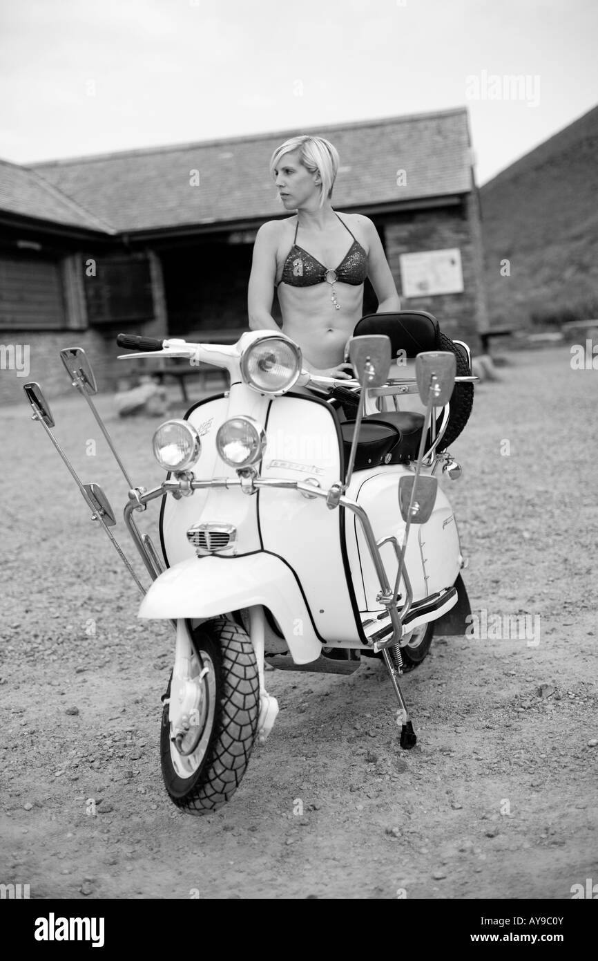 Smile and lifestyle Black and White Stock Photos & Images - Alamy