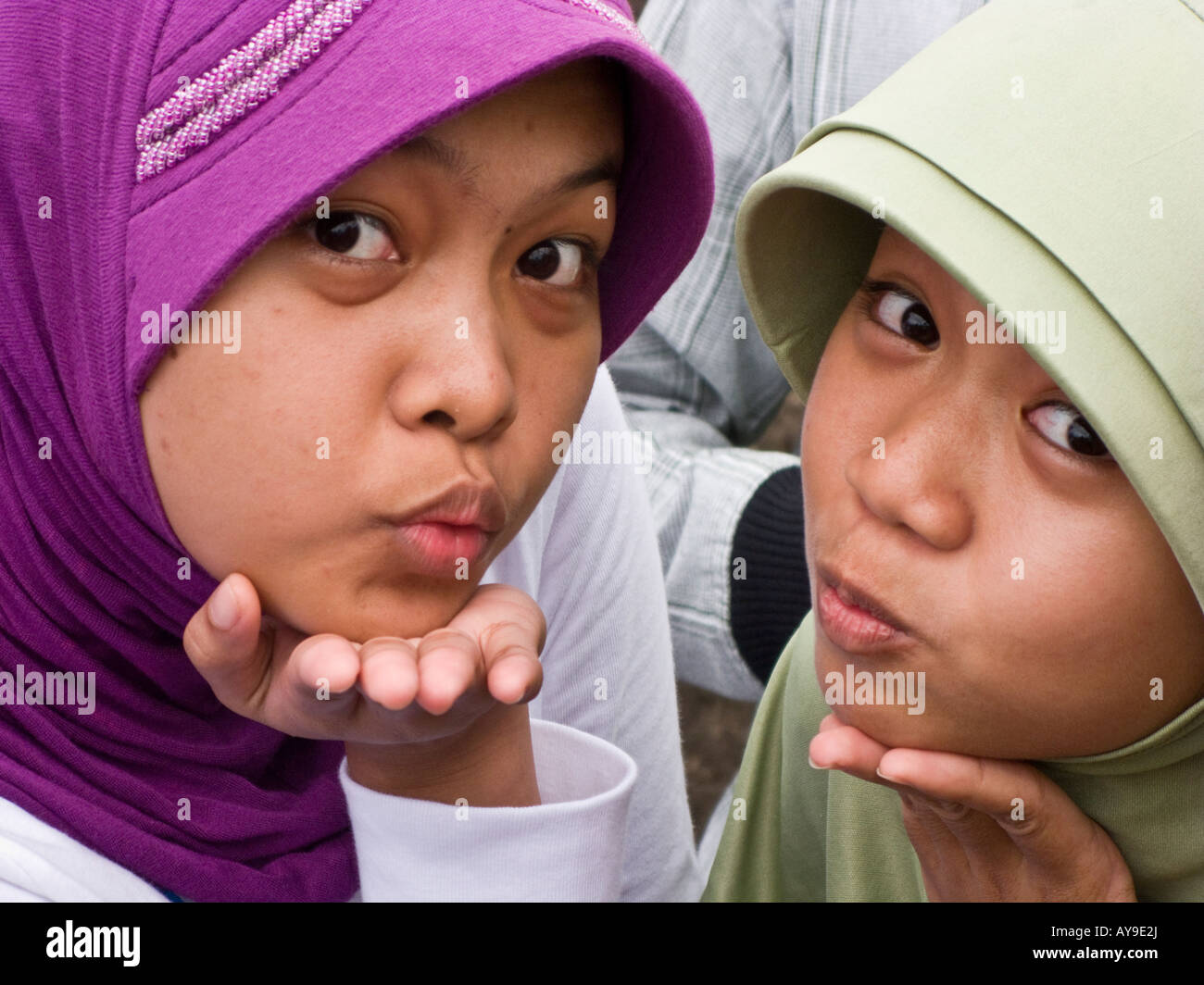 Indonesia school girls hi-res stock photography and images - Alamy