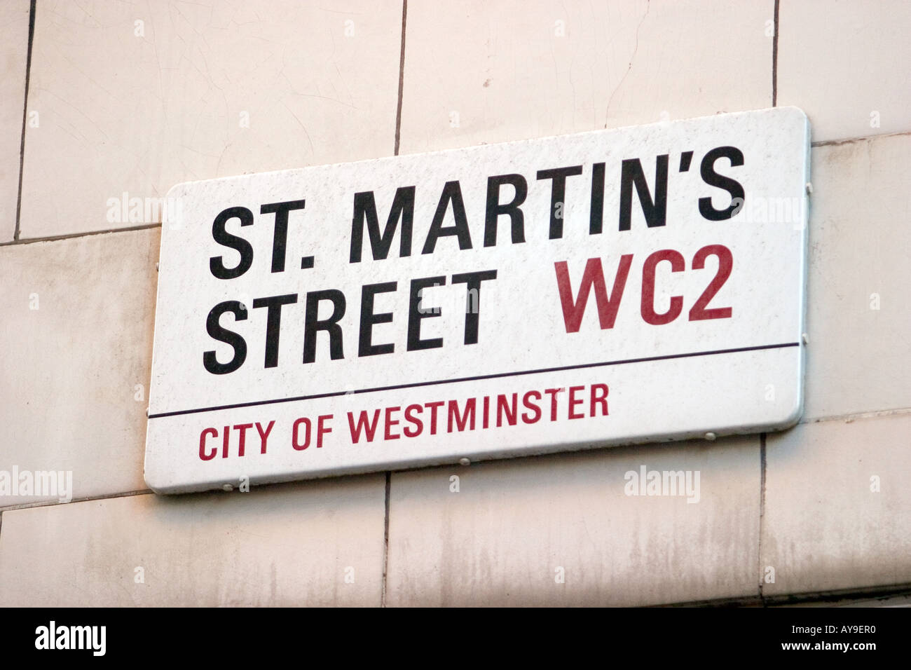 St martins street hi-res stock photography and images - Alamy