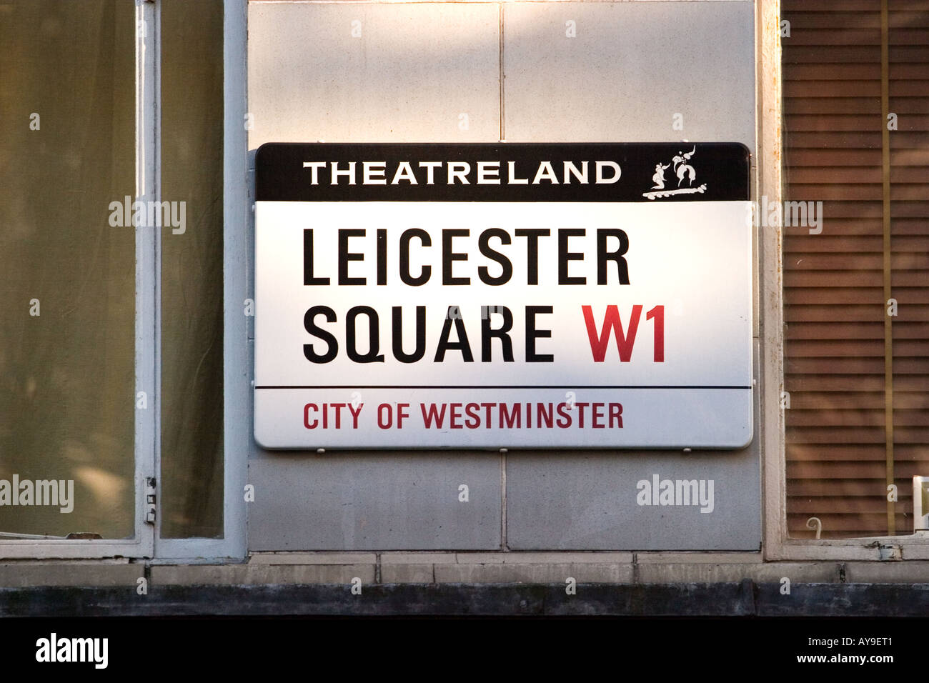 Leicester road sign hi-res stock photography and images - Alamy