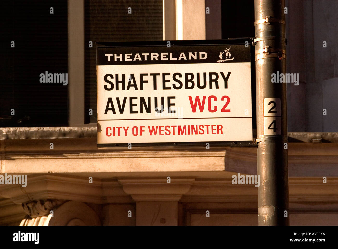 shaftesbury avenue street sign street london england Stock Photo - Alamy