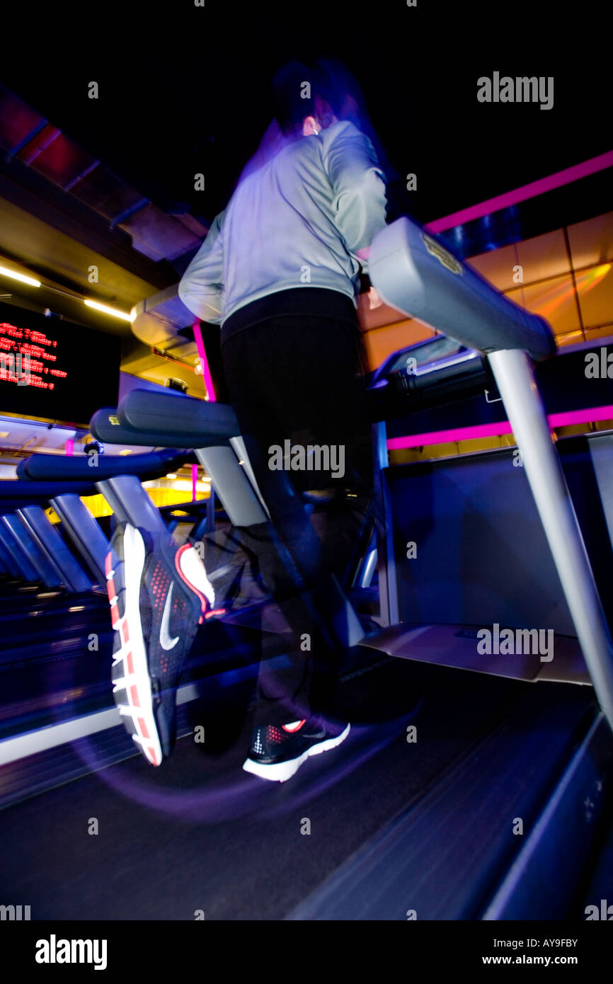 Man rear view night running hi-res stock photography and images - Alamy