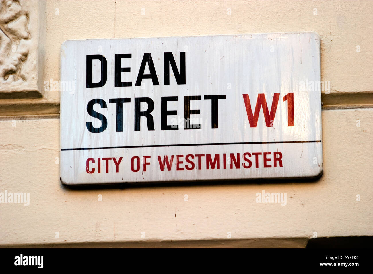 Dean Street Sign Stock Photos & Dean Street Sign Stock Images - Alamy