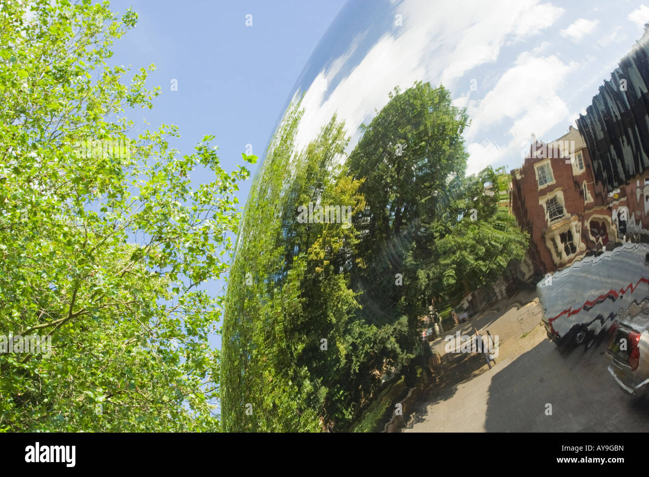 Anish Kapour`s Stainless steel sky mirror outside of the Nottingham ...