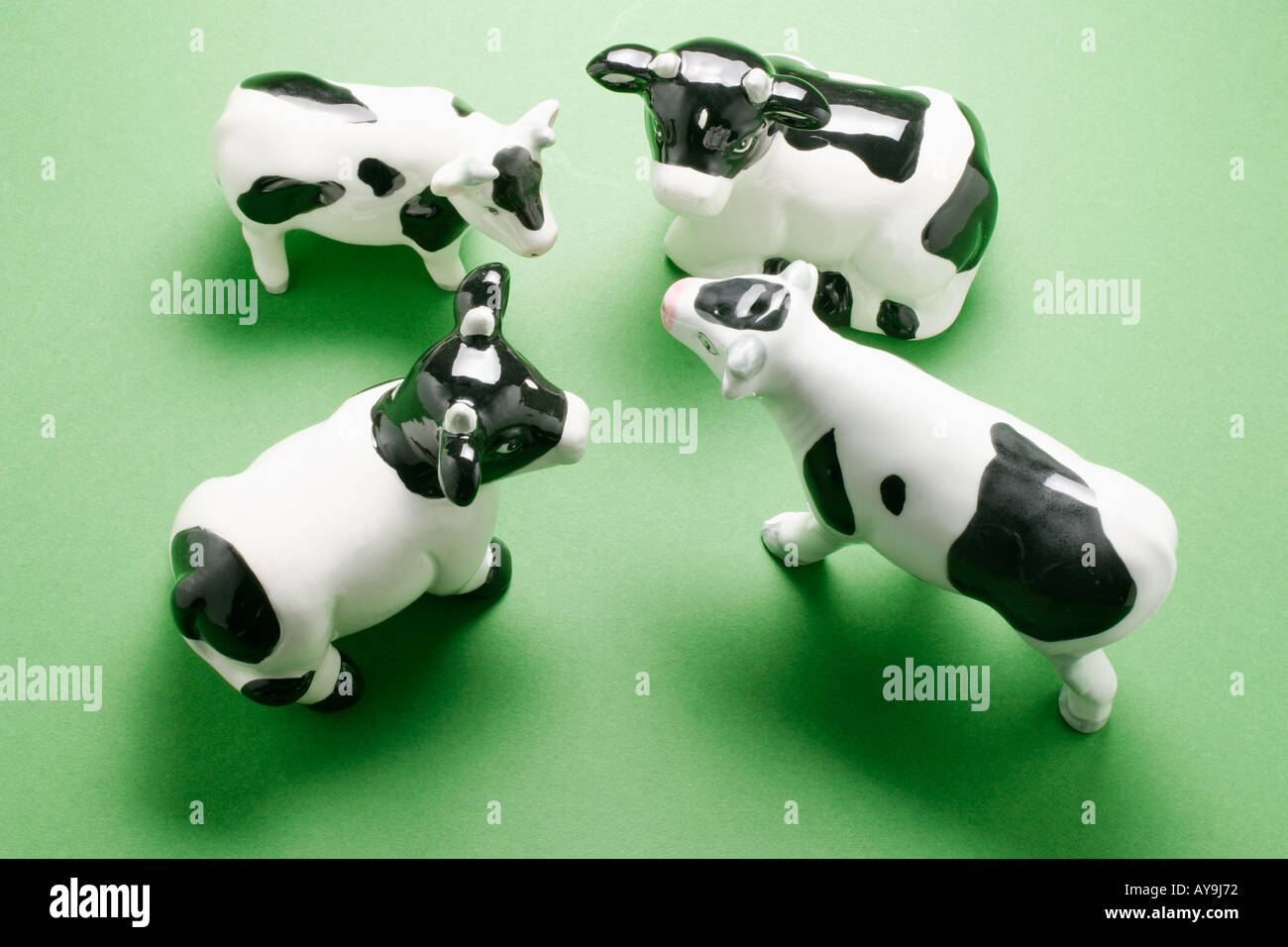 Cow ornaments hi-res stock photography and images - Alamy