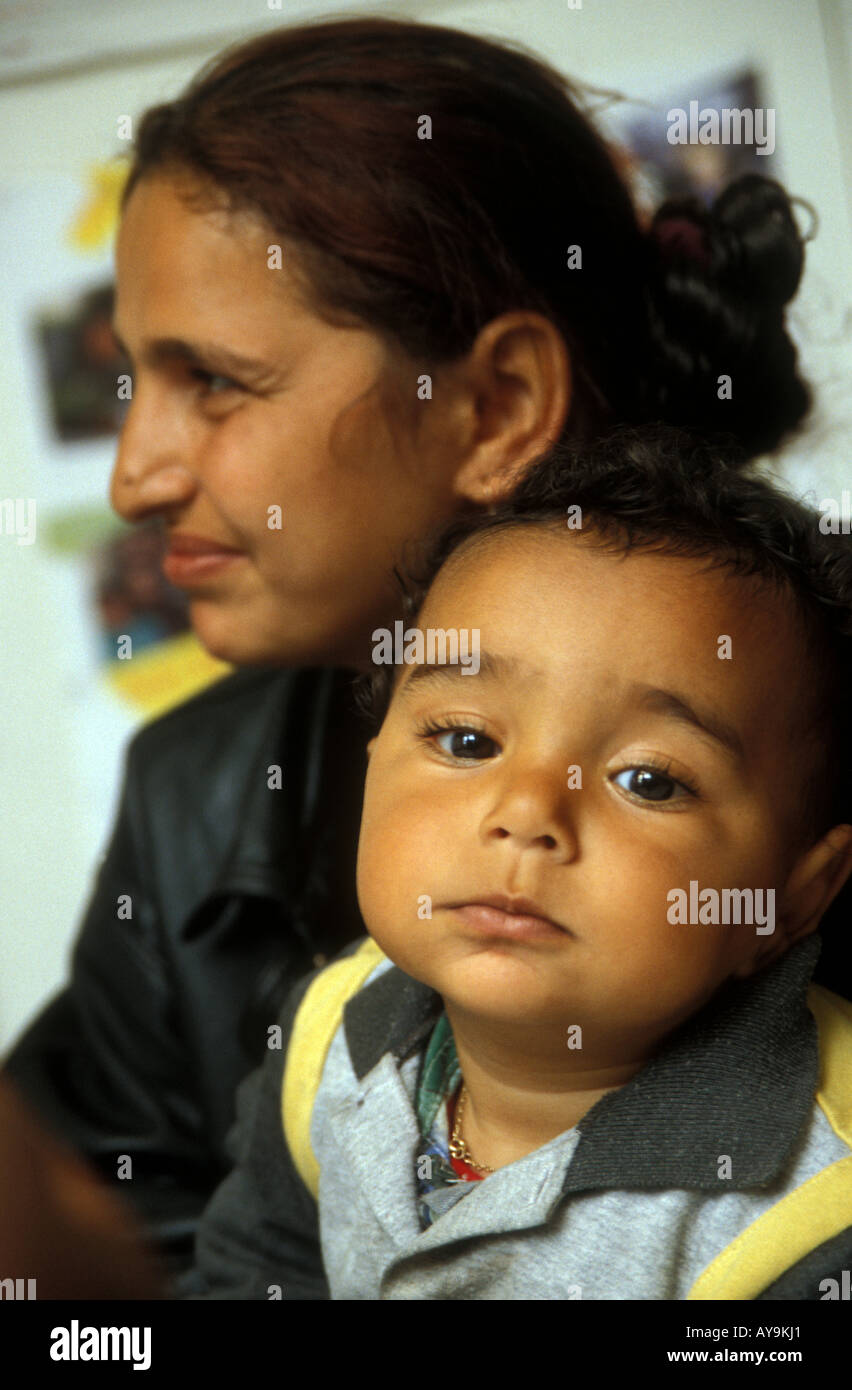 Kid parents prison hi-res stock photography and images - Alamy