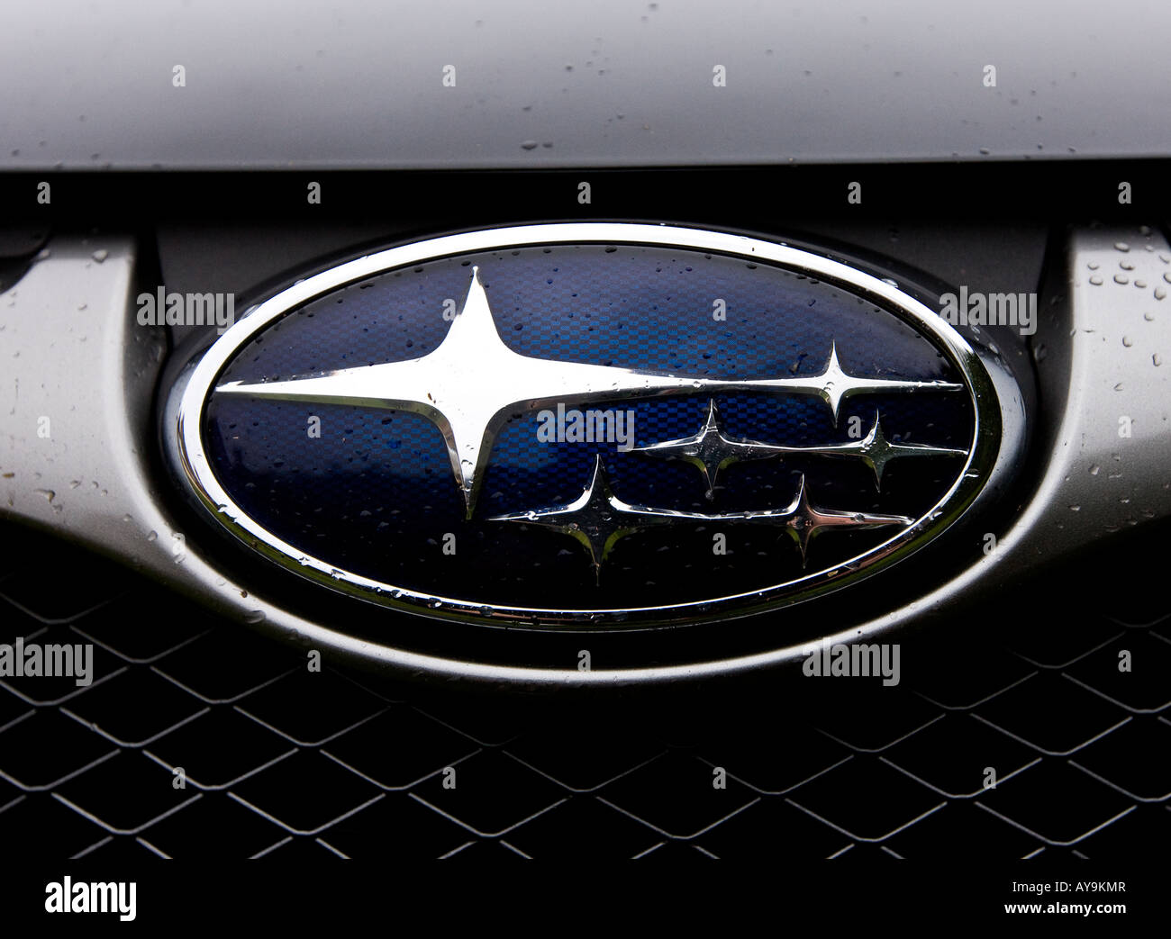Subaru emblem hi-res stock photography and images - Alamy