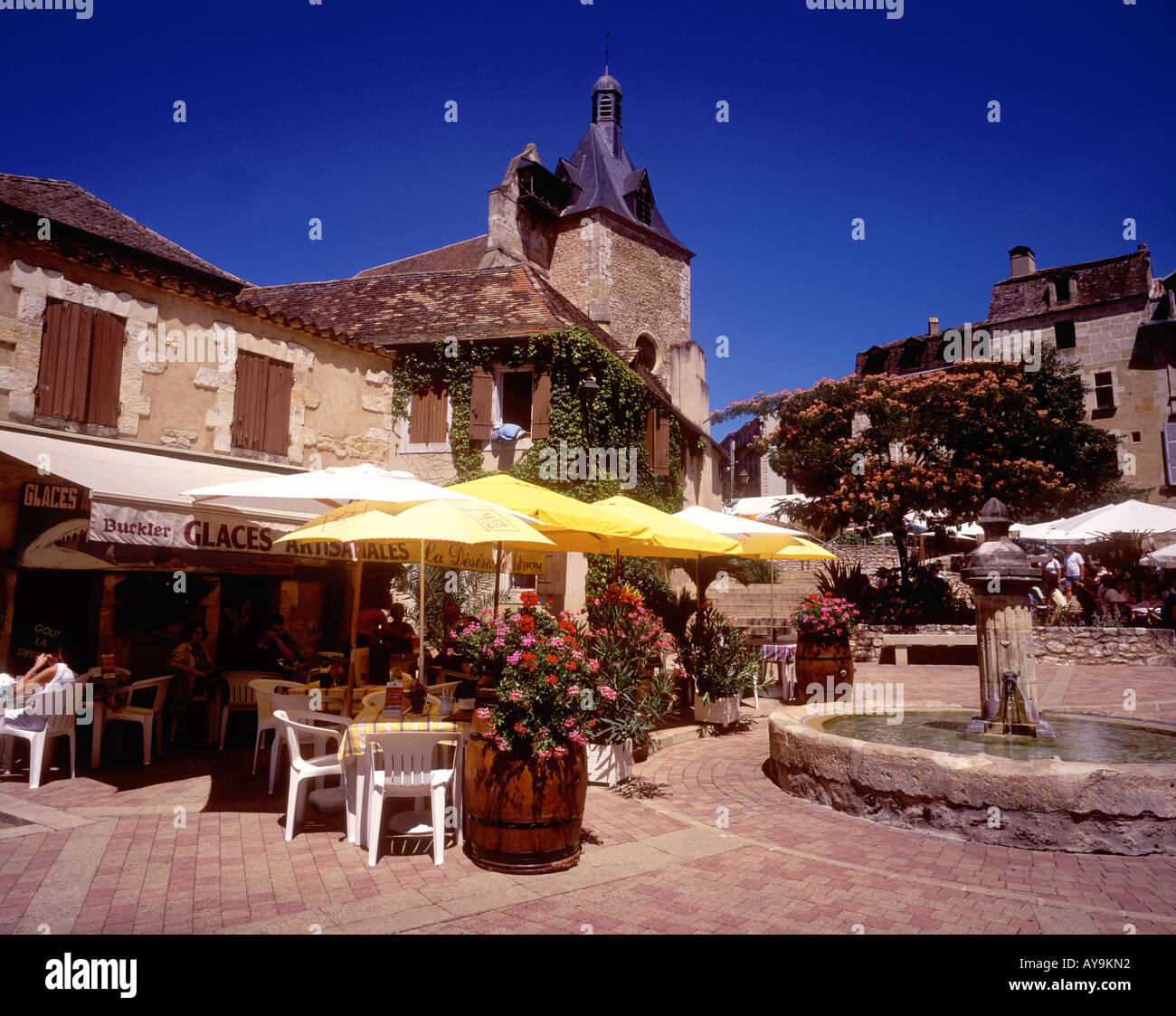 Bergerac hi-res stock photography and images - Alamy