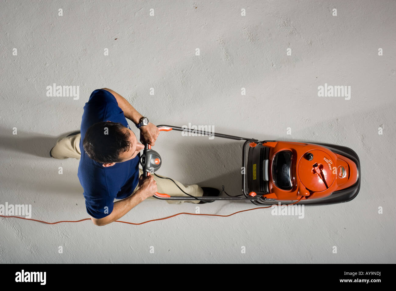 FLYMO VISION COMPACT 330 LAWNMOWER Stock Photo - Alamy