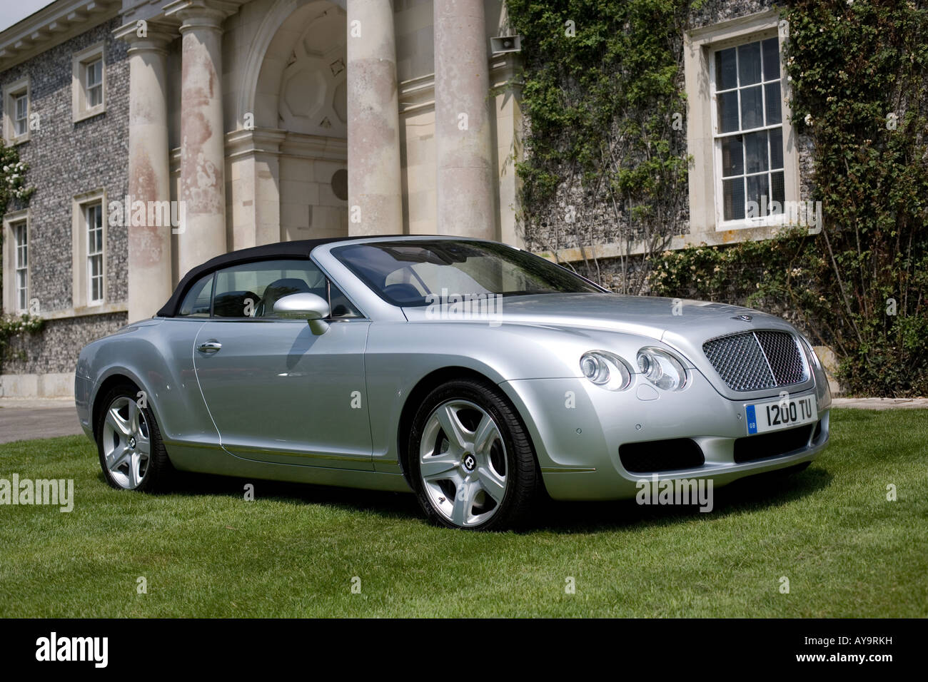 Bentley gt continental convertable silver hi-res stock photography and ...